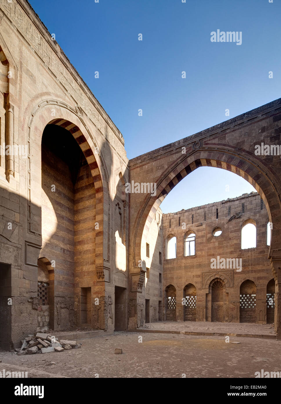 Ruined madrasa courtyard hi-res stock photography and images - Alamy