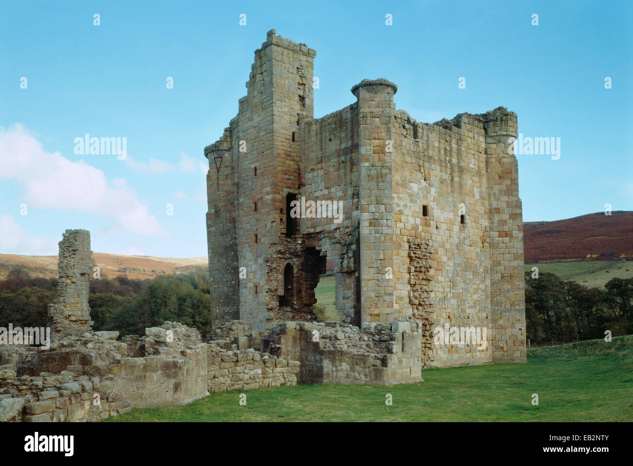Edlingham castle hi-res stock photography and images - Alamy