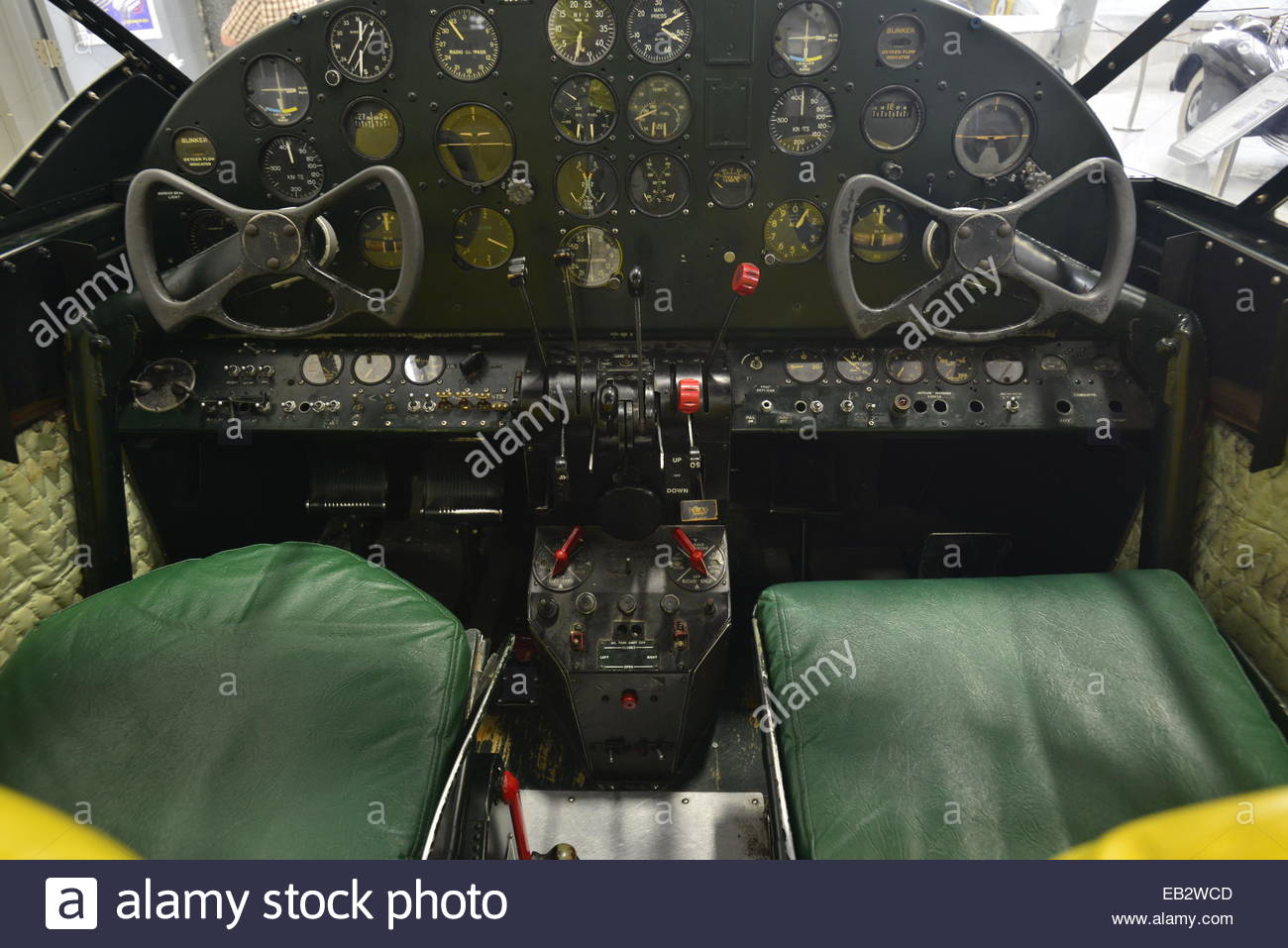 Instrument Panel Stock Photos & Instrument Panel Stock Images - Alamy
