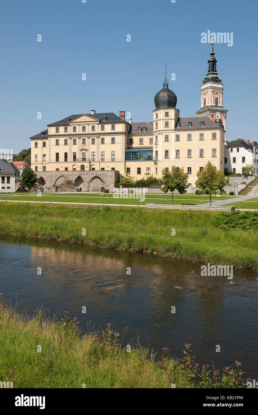 Unteres Schloss, Lower Castle and Weisse Elster River, Greiz, Thuringia ...