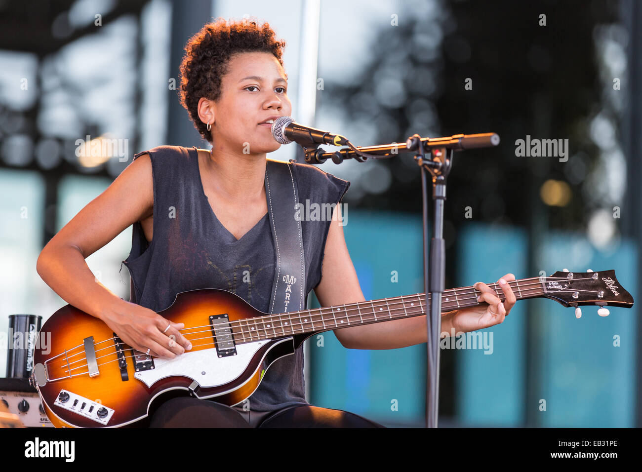 Ami warning hi-res stock photography and images - Alamy