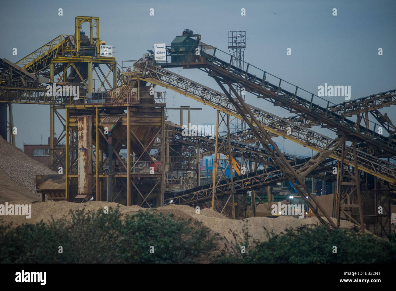 Dagenham dock london hi-res stock photography and images - Alamy