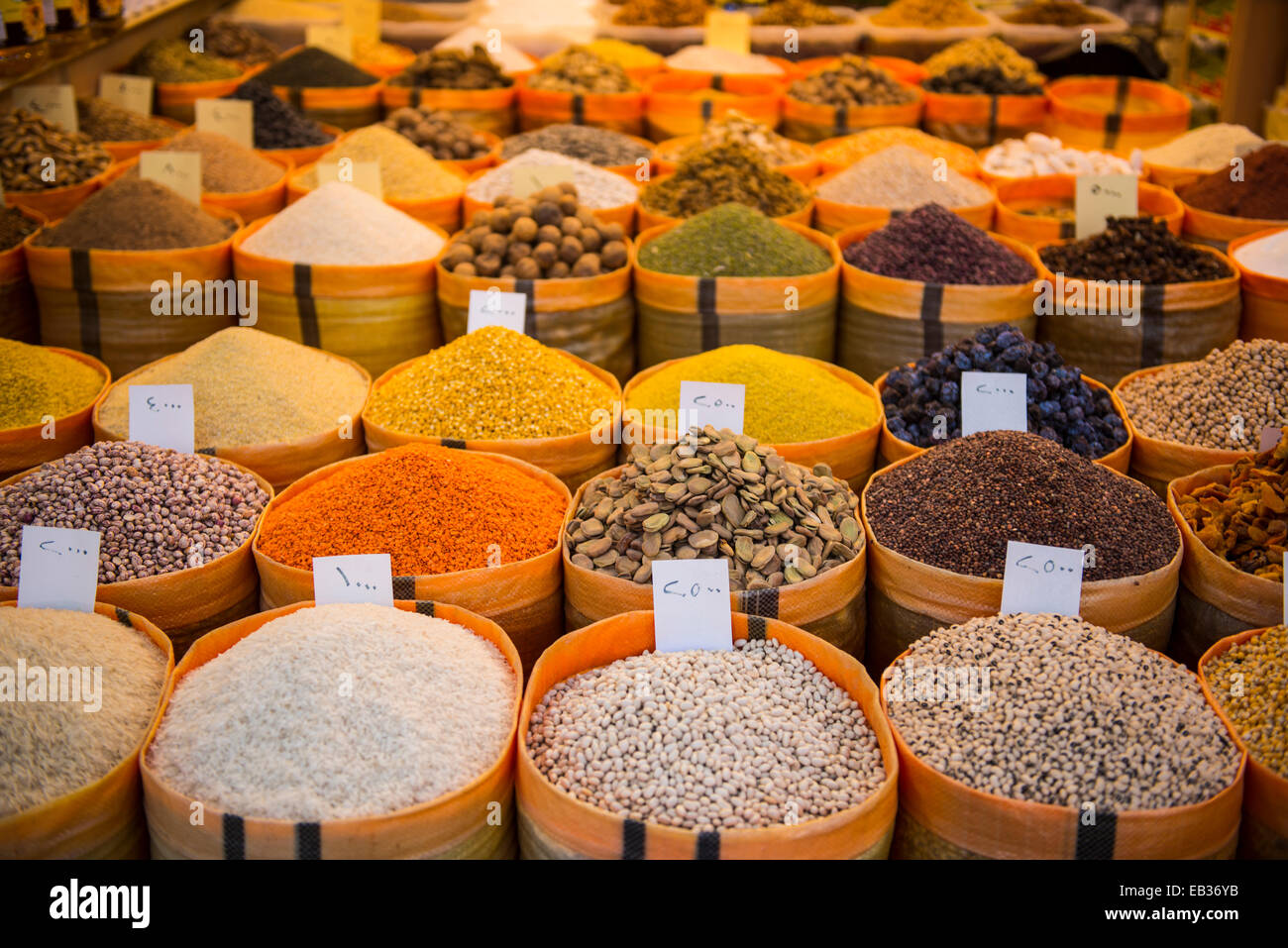 Spices for sale in the Bazaar of Sulaymaniyah, Sulaymaniyah, Iraqi ...
