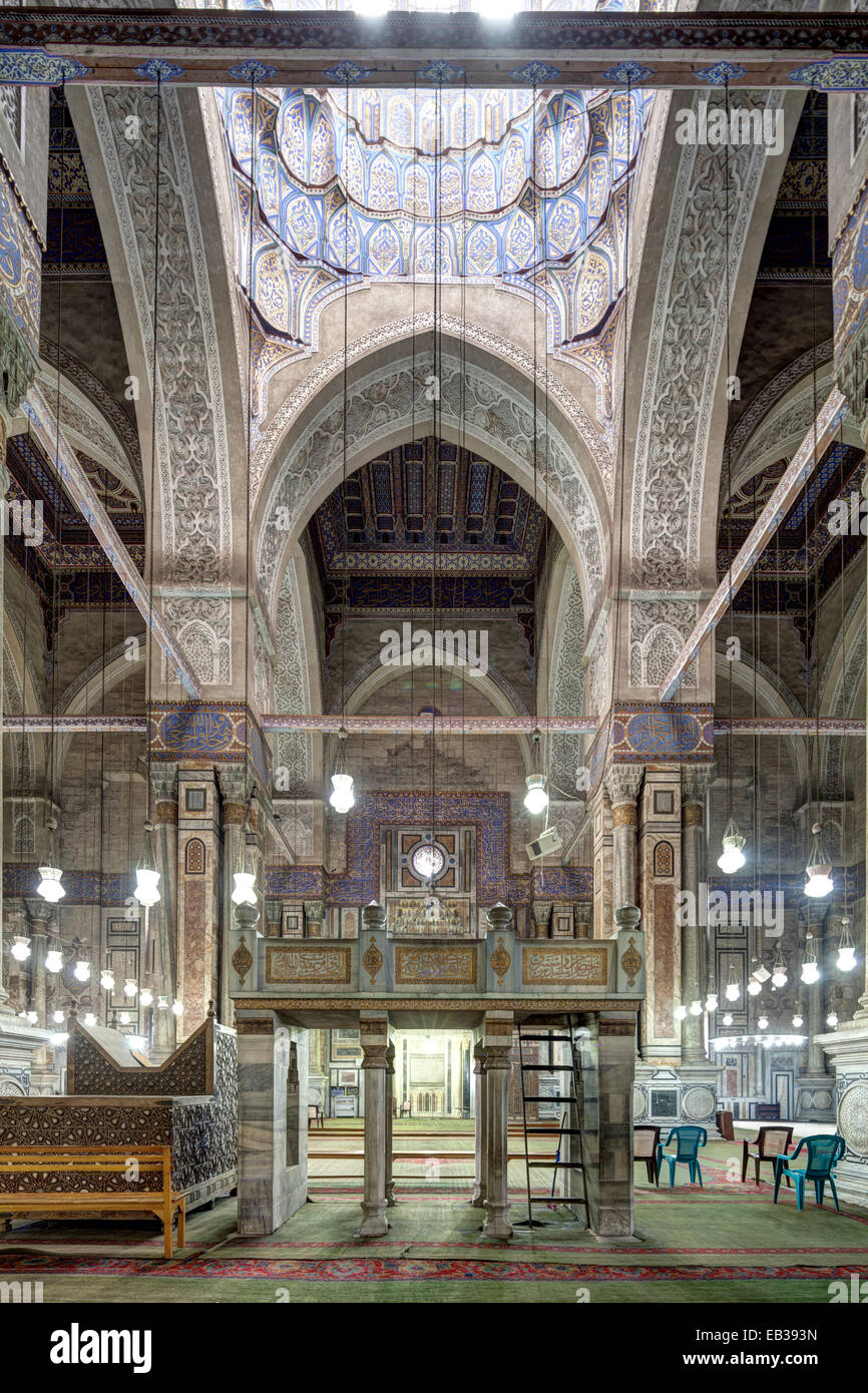 Interior al rifai mosque cairo egypt hi-res stock photography and ...