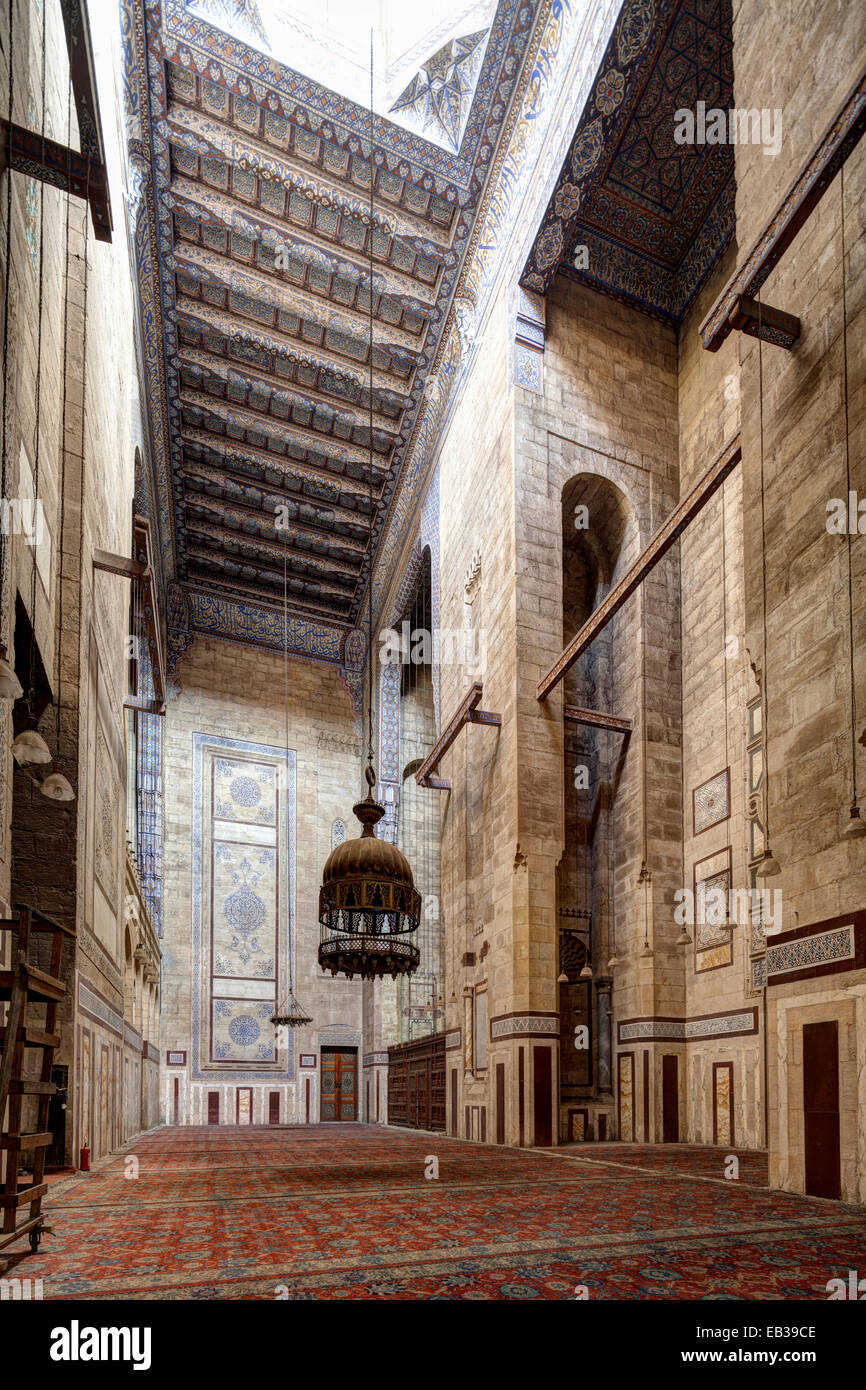 Interior al rifai mosque cairo egypt hi-res stock photography and ...