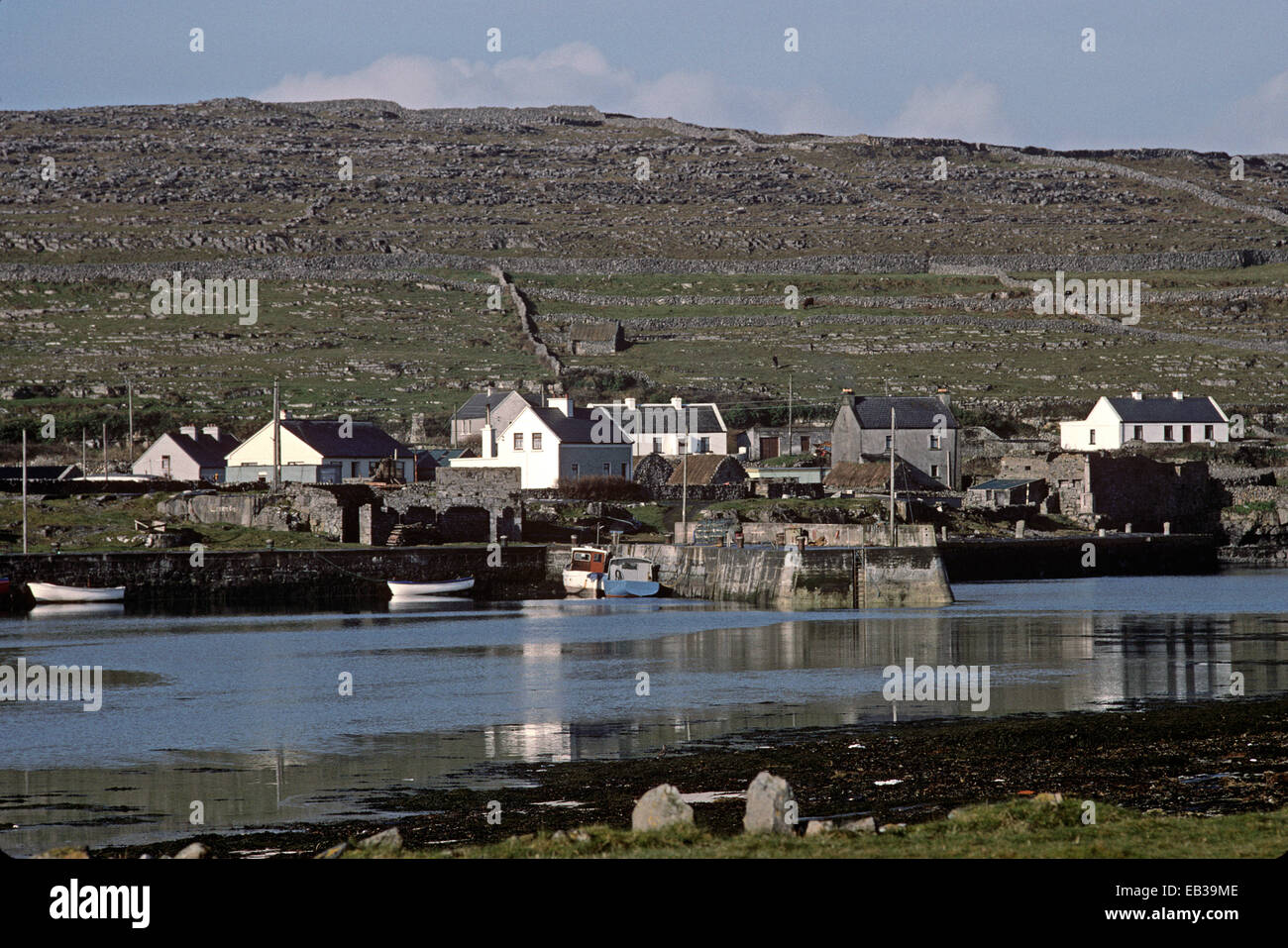 COASTAL VILLAGE AND HARBOUR ON INISHMORE, ARAN ISLANDS, IRELAND Stock ...