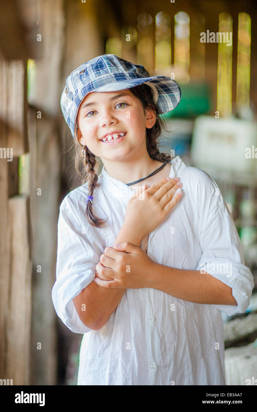 Portrait of smiling girl Stock Photo - Alamy