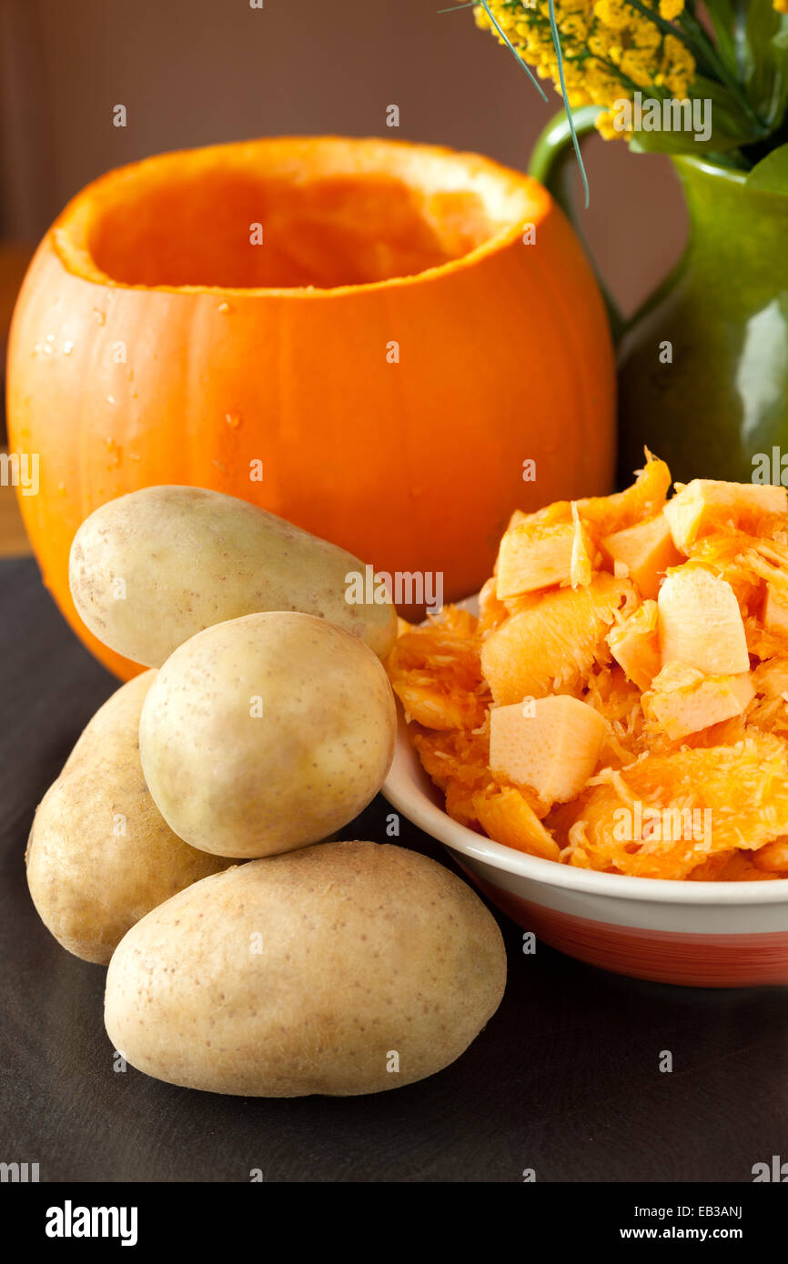 Pumpkin And Potatoes Stock Photo - Alamy
