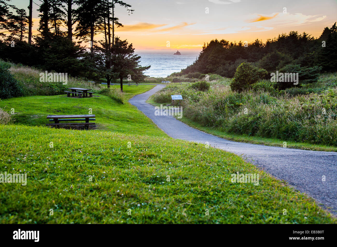 Overlooking park hi-res stock photography and images - Alamy