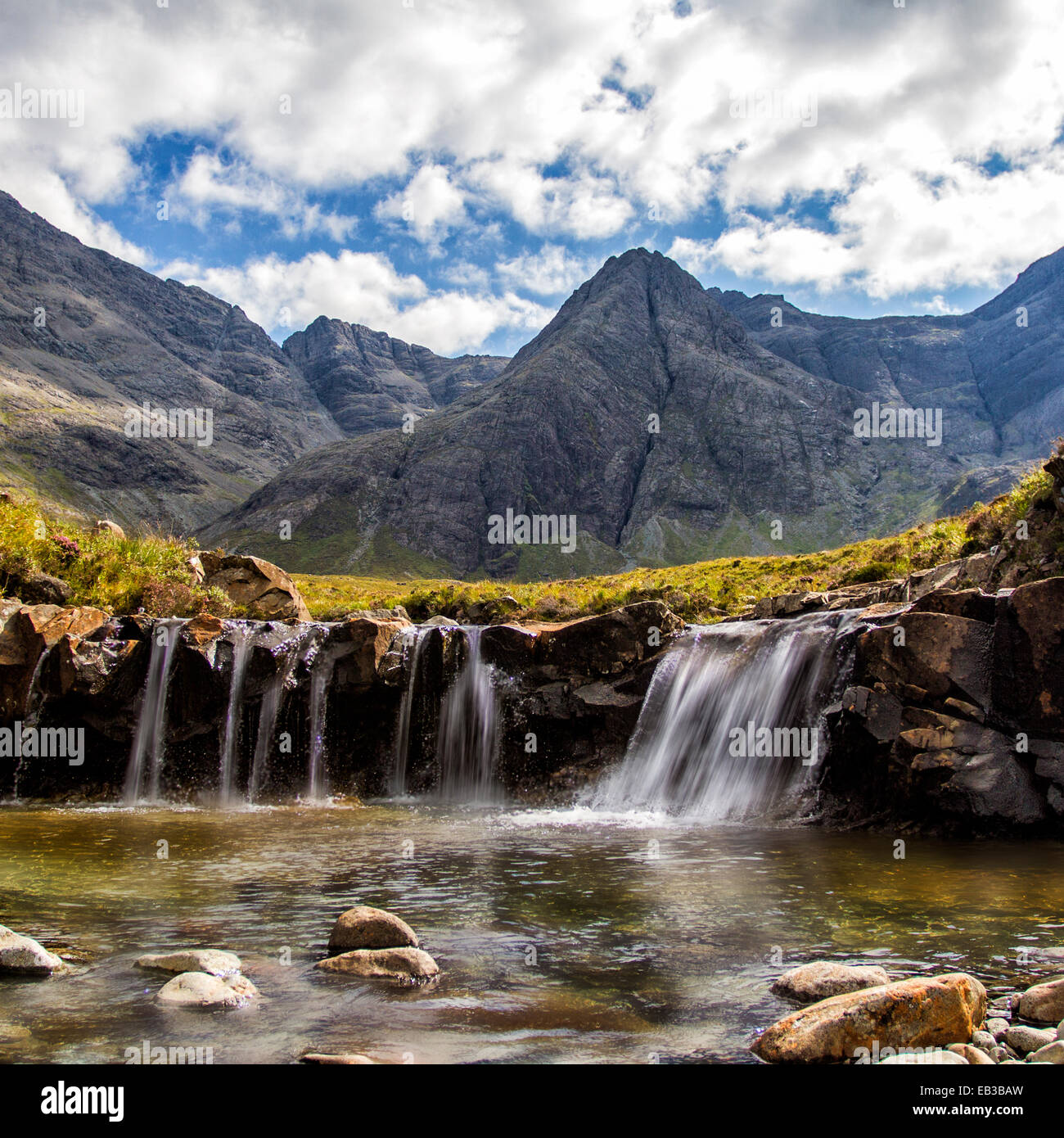 Small waterfall isle skye hi-res stock photography and images - Alamy