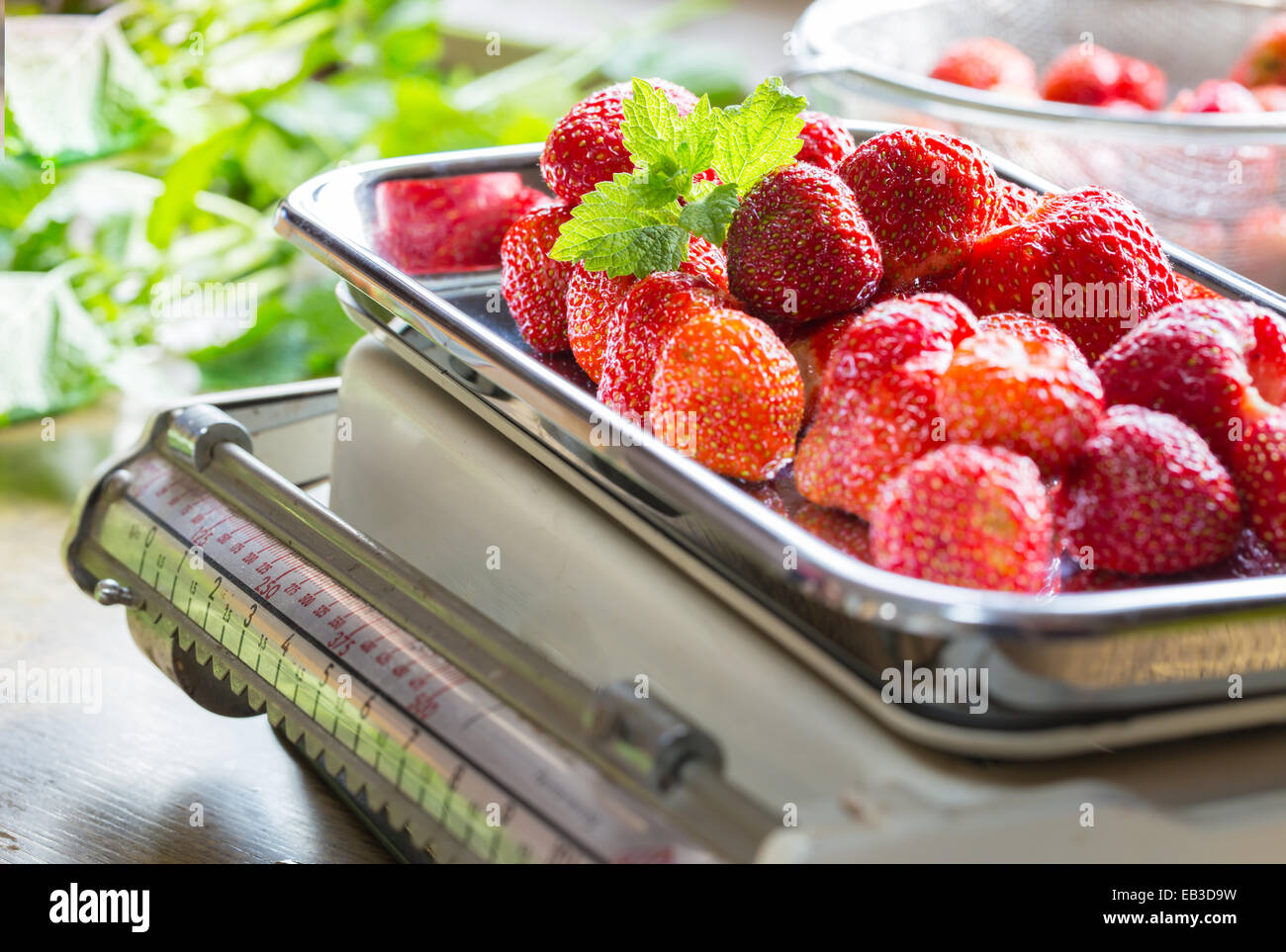 Weighing scales rustic hi-res stock photography and images - Alamy