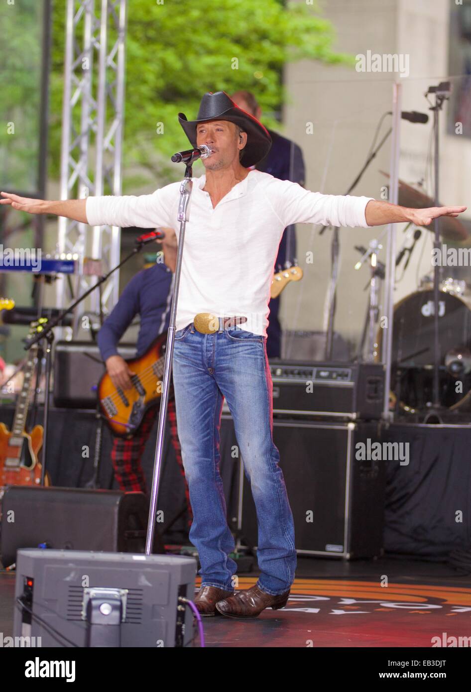 Tim McGraw performing live on 'The Today Show' at the Rockefeller Plaza ...