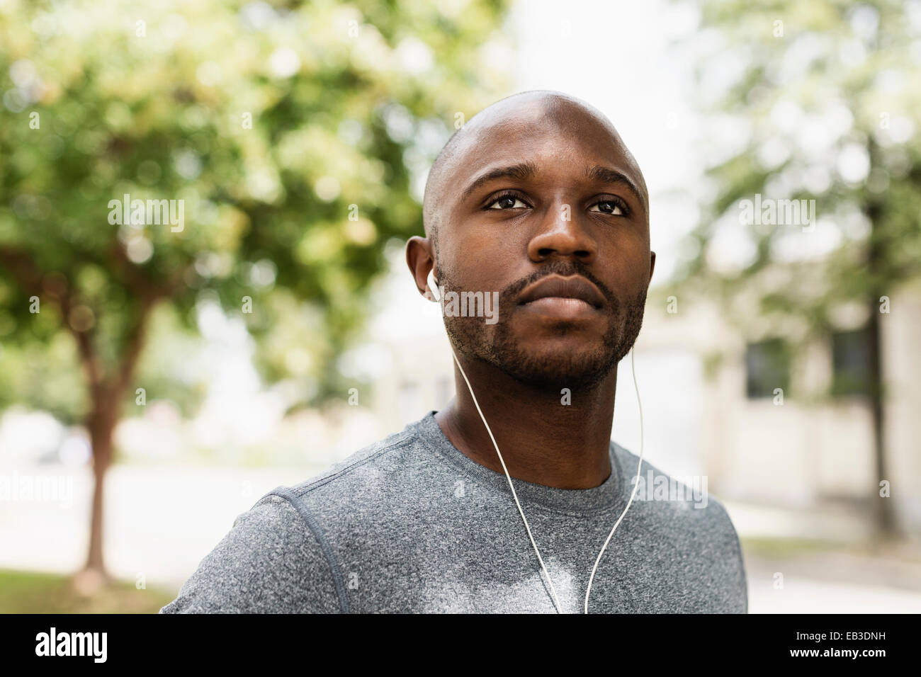 Runner in black hi-res stock photography and images - Alamy