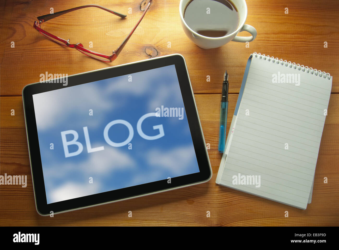 Blog network hi-res stock photography and images - Alamy