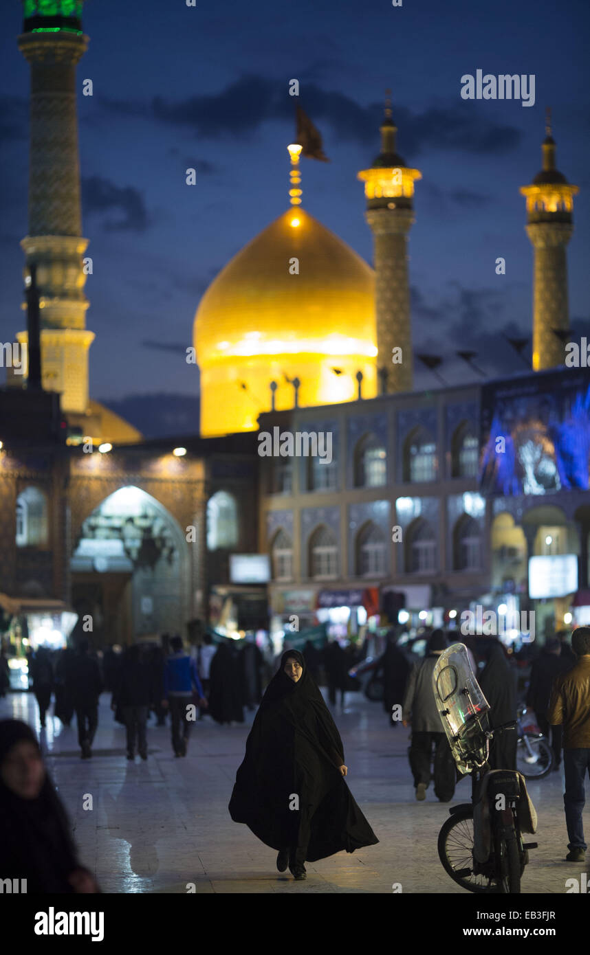 Nov. 24, 2014 - Qom, Iran - A religious tourist walks near the shrine ...