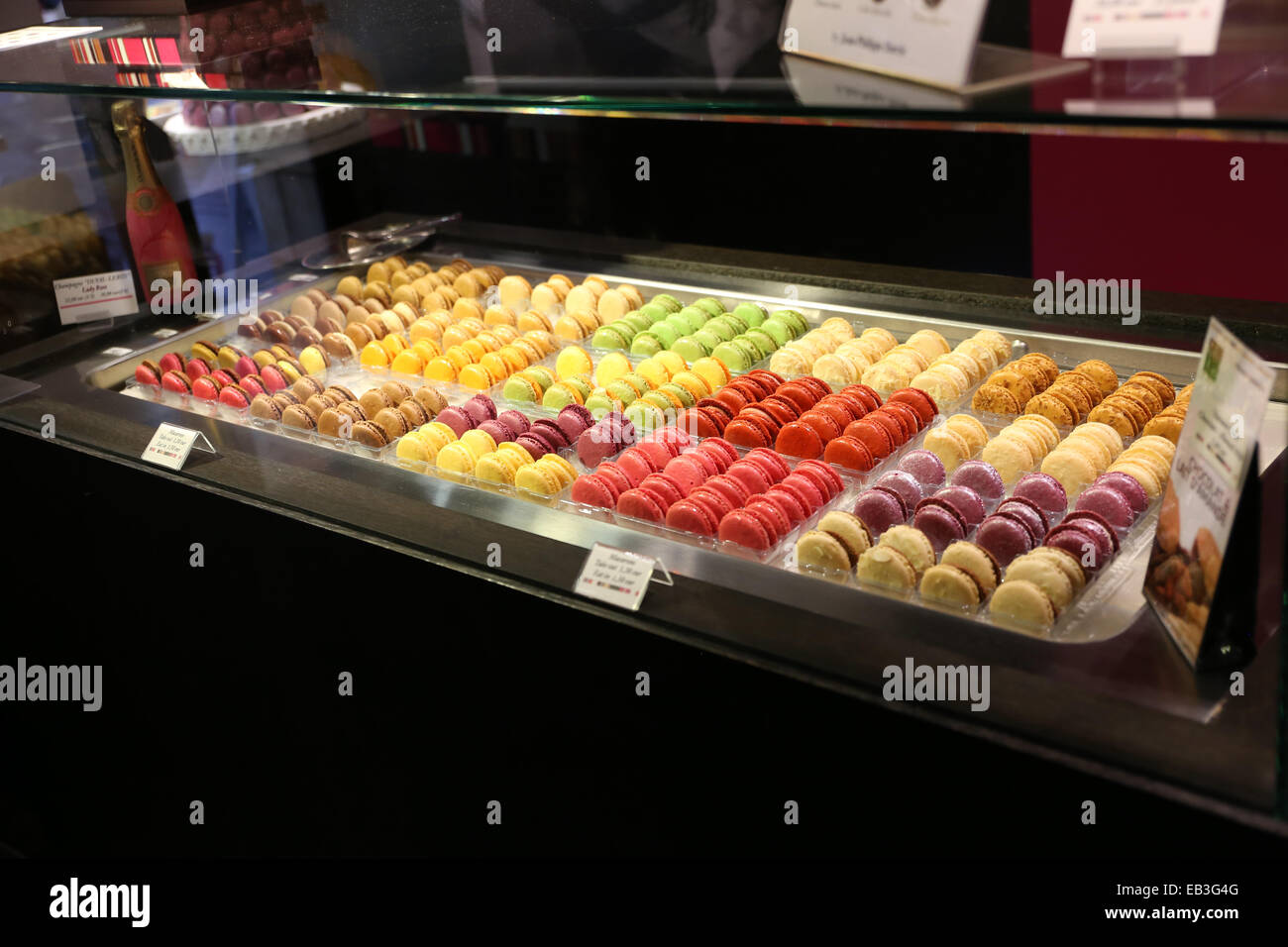 macaroon inside dessert shop Europe Stock Photo - Alamy