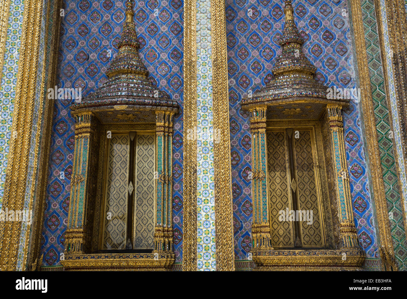 Wat Phra Kaew compound, Grand Palace, Bangkok, Thailand Stock Photo - Alamy