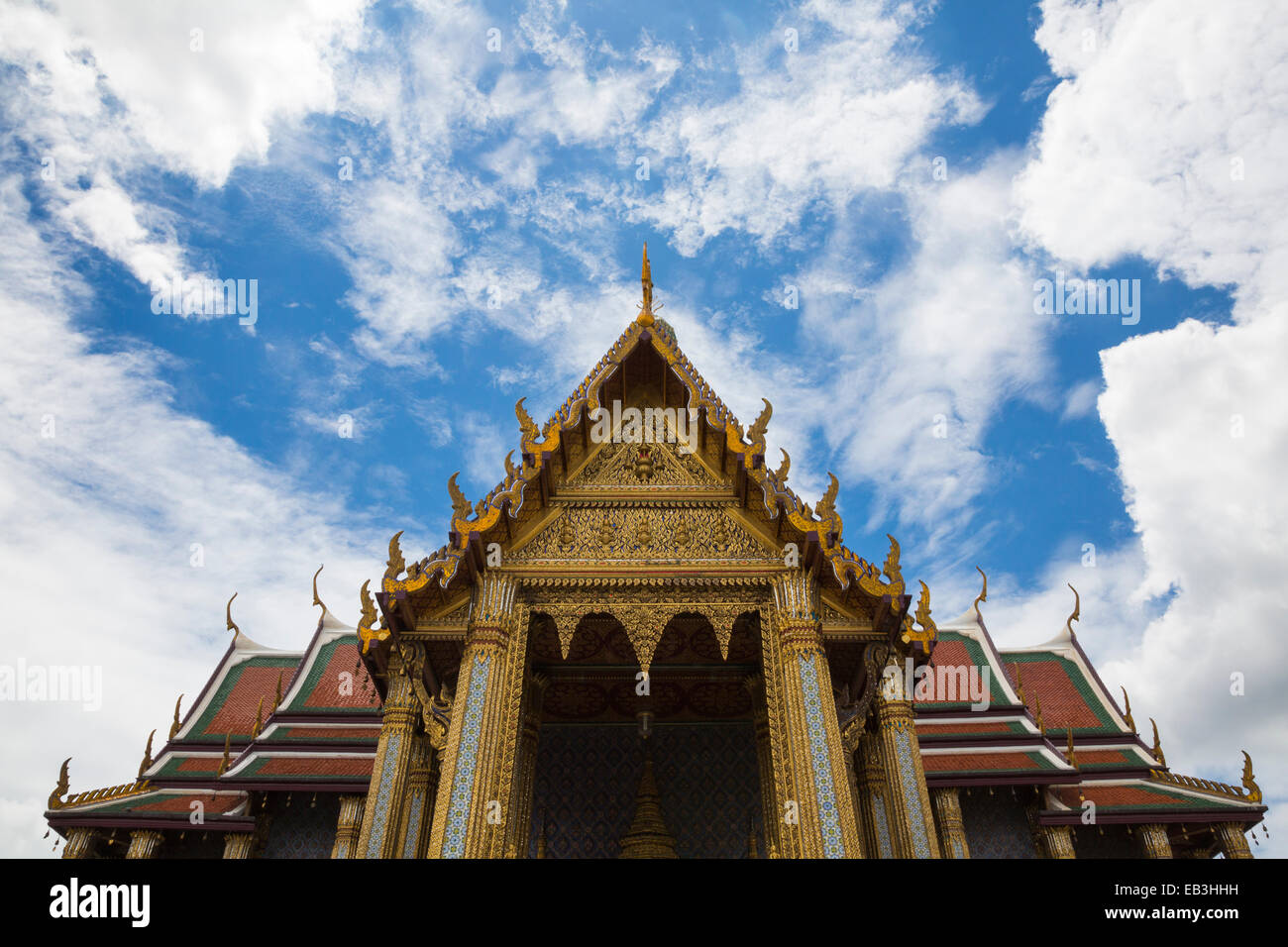 Wat Phra Kaew compound, Grand Palace, Bangkok, Thailand Stock Photo - Alamy