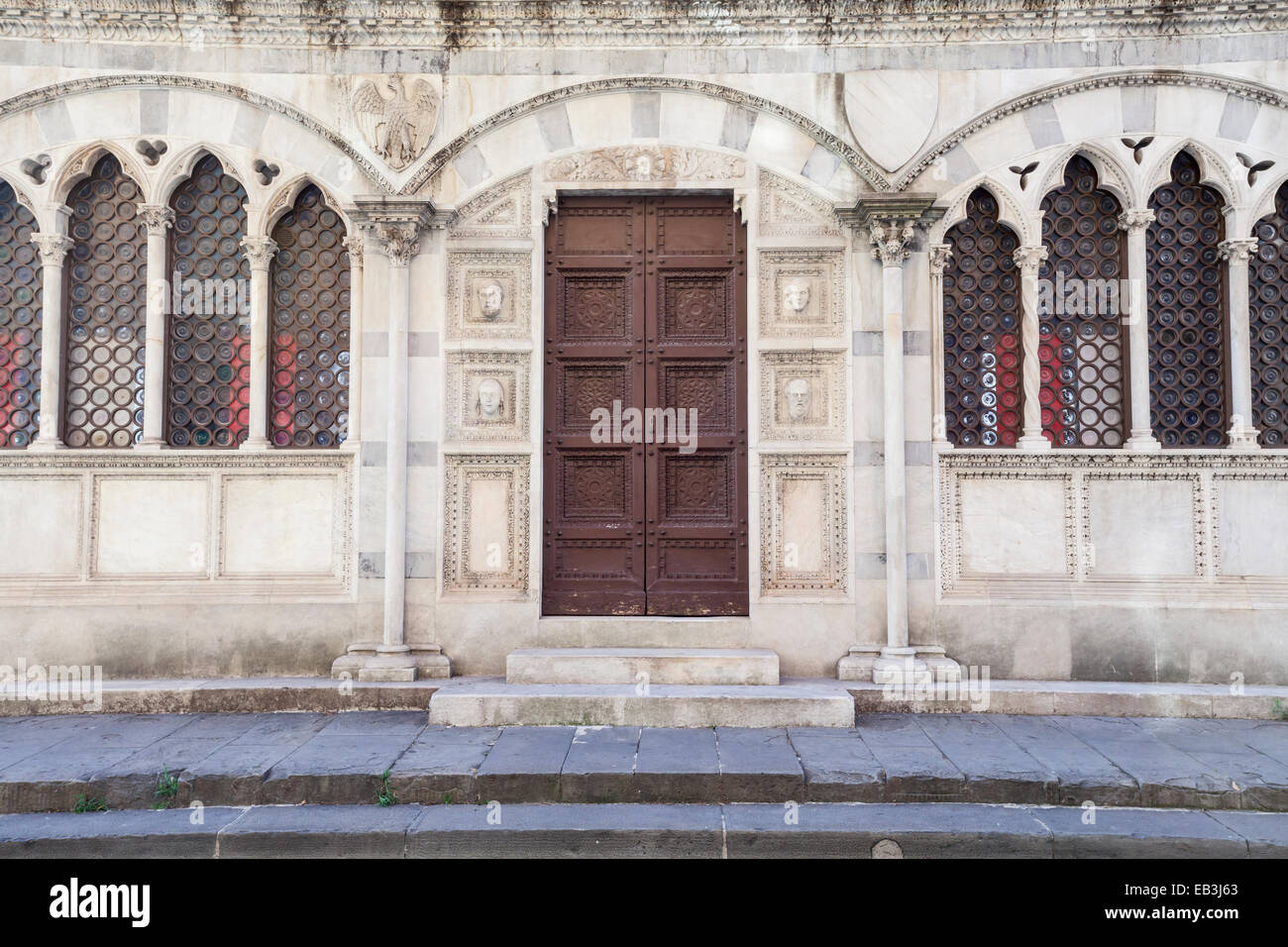 Small gothic church hi-res stock photography and images - Alamy