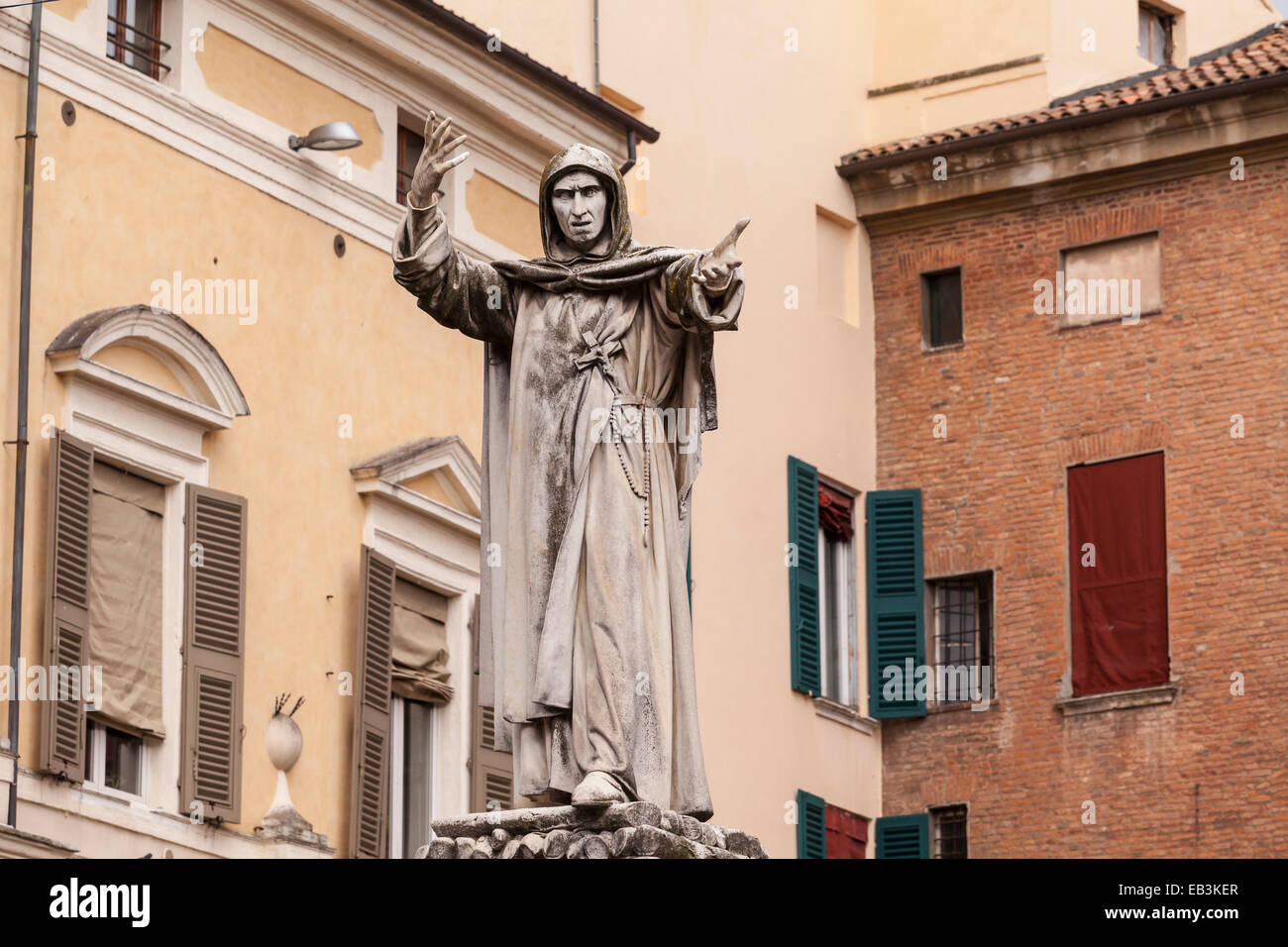 Ferrara italy statue girolamo savonarola hi-res stock photography and ...