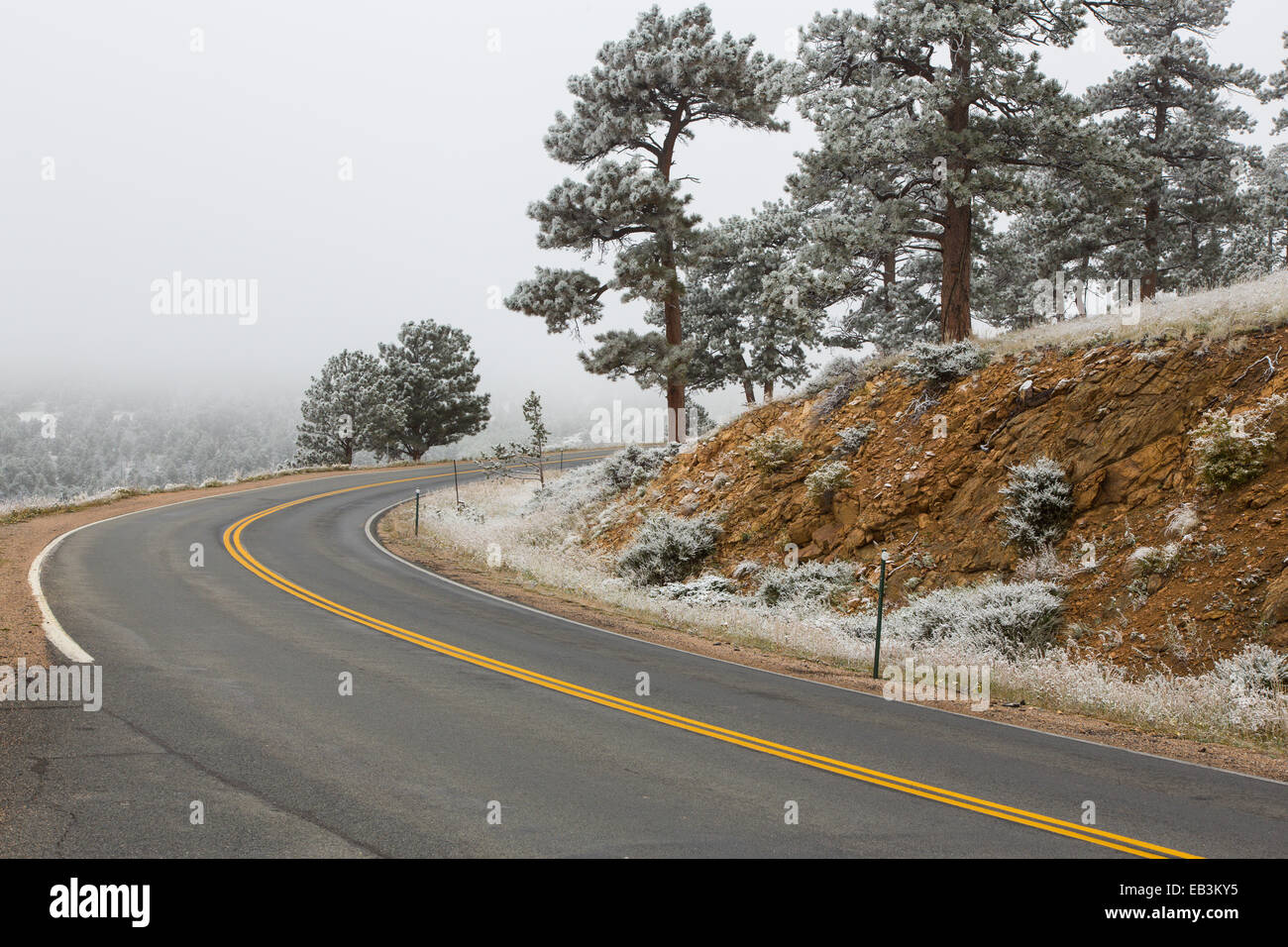 Paved trail ridge road hi-res stock photography and images - Alamy