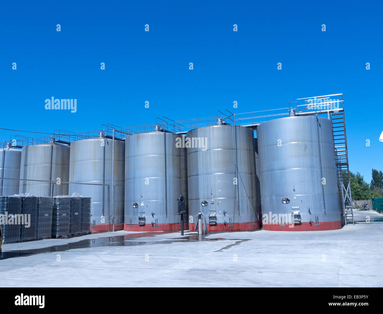 Steel Fermentation Vessels High Resolution Stock Photography and Images ...