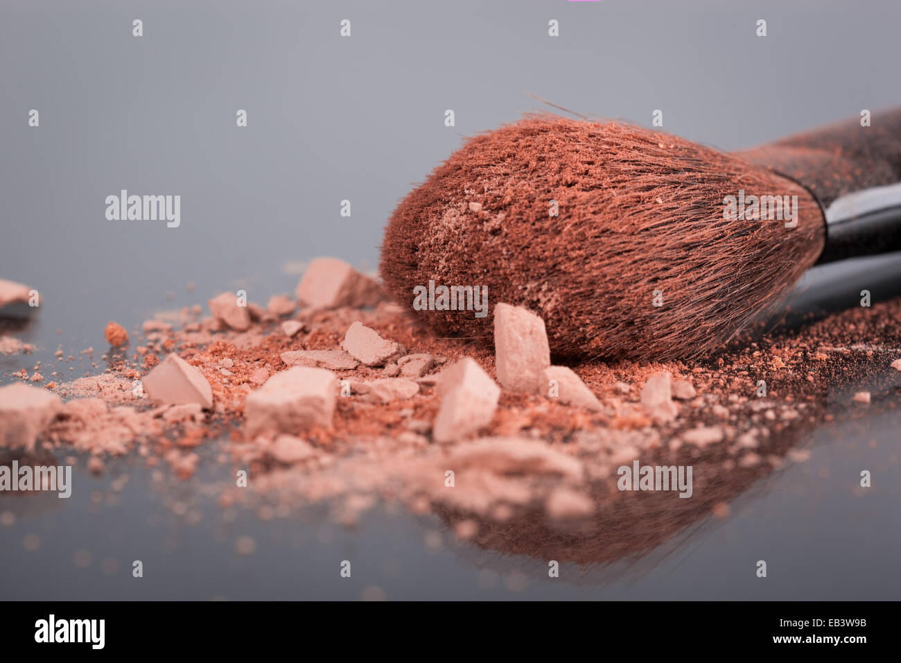 Face foundation powder product with crumbled texture Stock Photo - Alamy