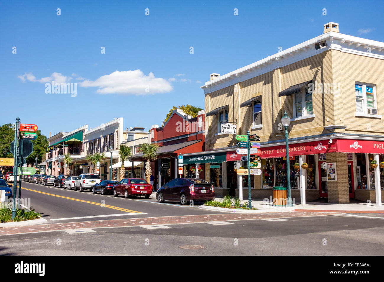Downtown Mount Dora High Resolution Stock Photography and Images - Alamy