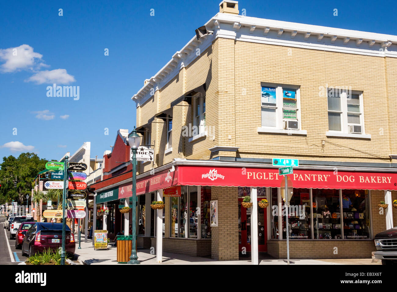 Mount Mt. Dora Florida,historic downtown,Donnelly Street,signs ...
