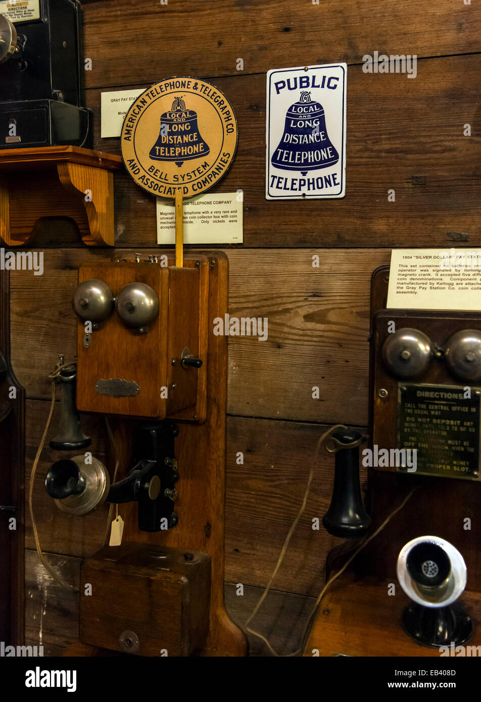 Leslie, Georgia, USA. 25th Nov, 2014. One of the many displays at the ...