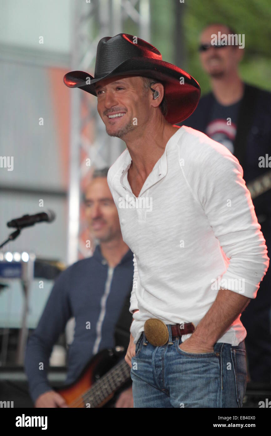 Tim McGraw performing live on 'The Today Show' at the Rockefeller Plaza ...