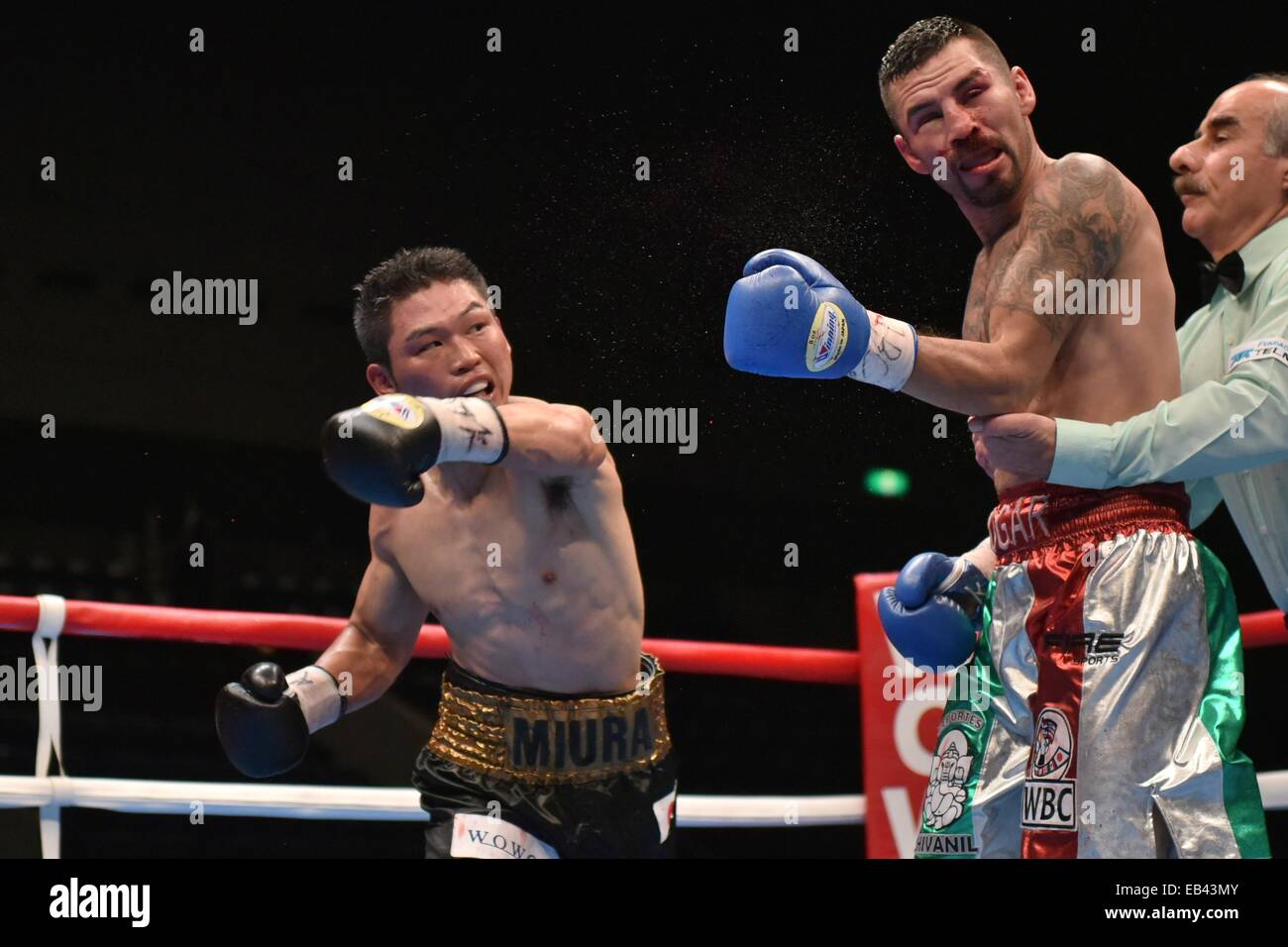 Kanagawa, Japan. 22nd Nov, 2014. (L-R) Takashi Miura (JPN), Edgar ...