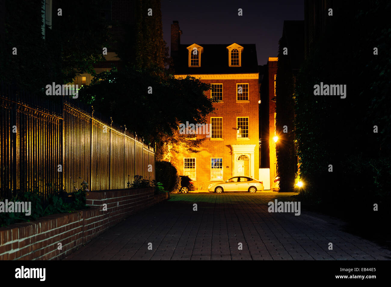 Waterfront night in fells point hi-res stock photography and images - Alamy