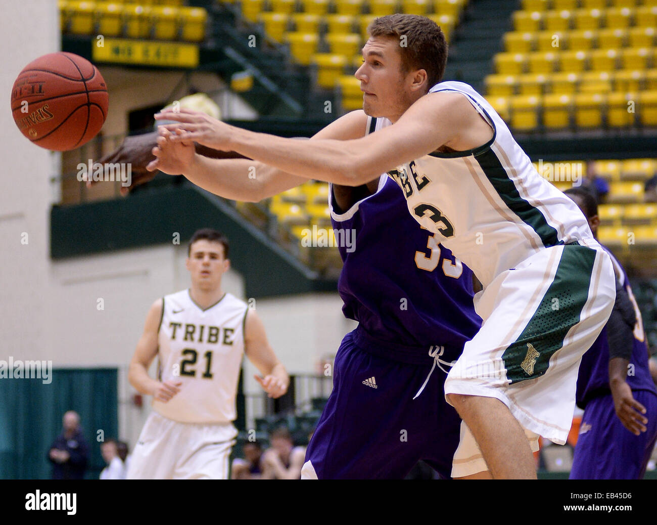 Williamsburg, VA, USA. 25th Nov, 2014. 20141125 - William and Mary ...