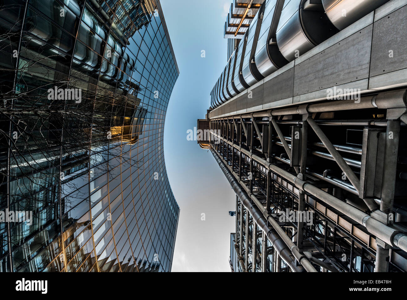 Lloyd's of London and the Willis Building, the home of insurance ...