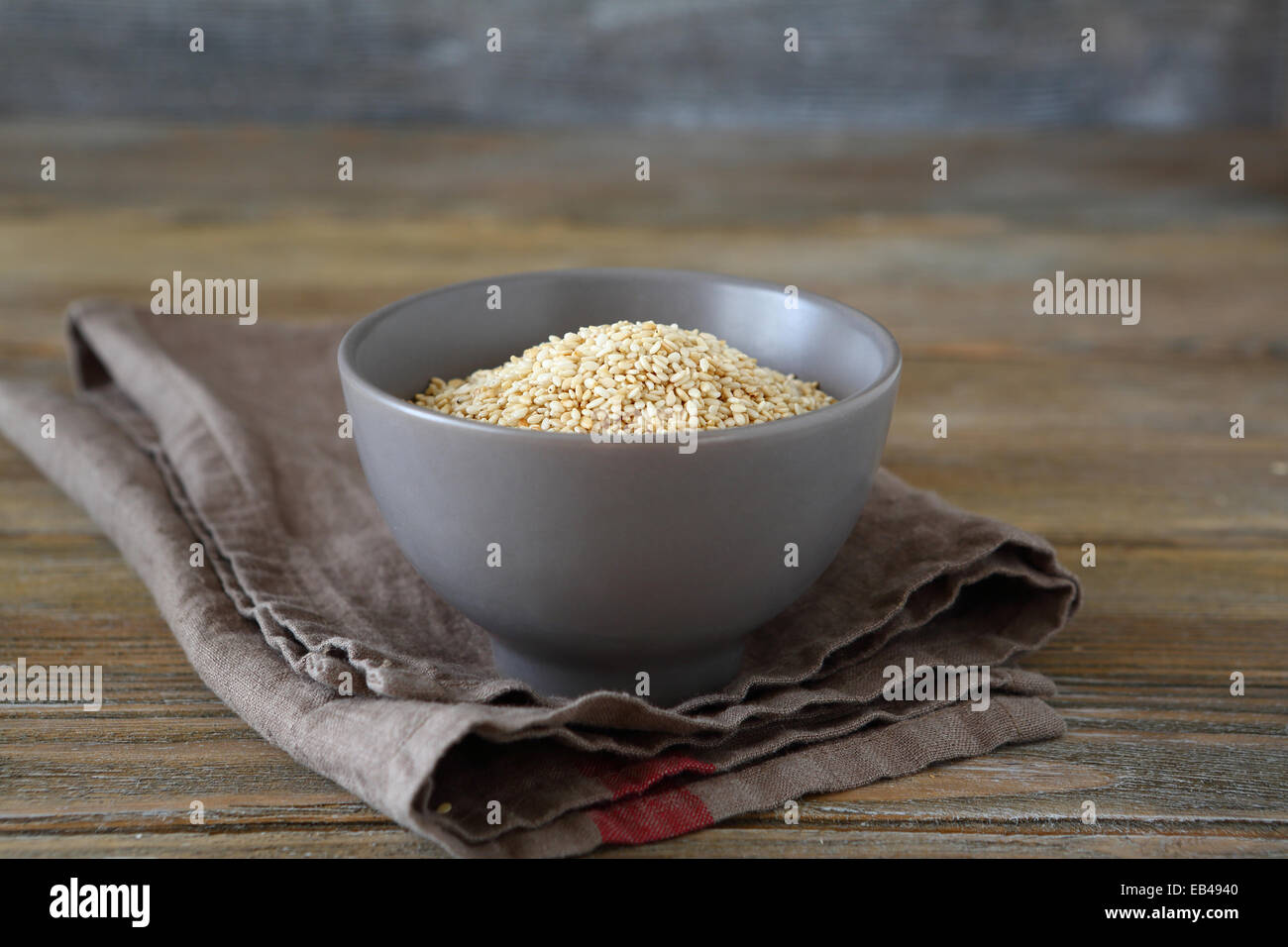 Roasted sesame seed hi-res stock photography and images - Alamy
