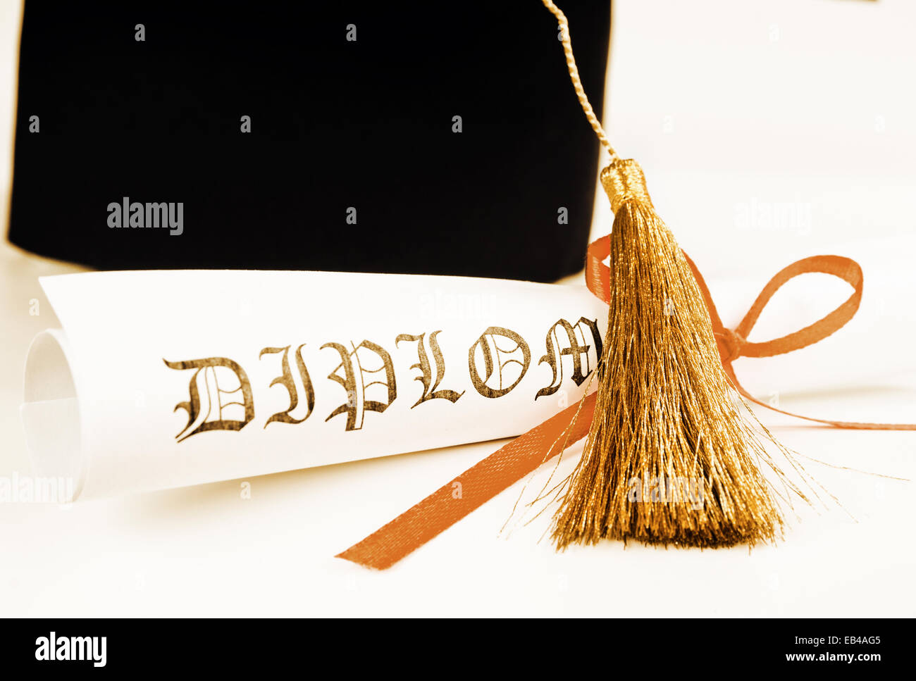 Graduation hat and Diploma Stock Photo - Alamy