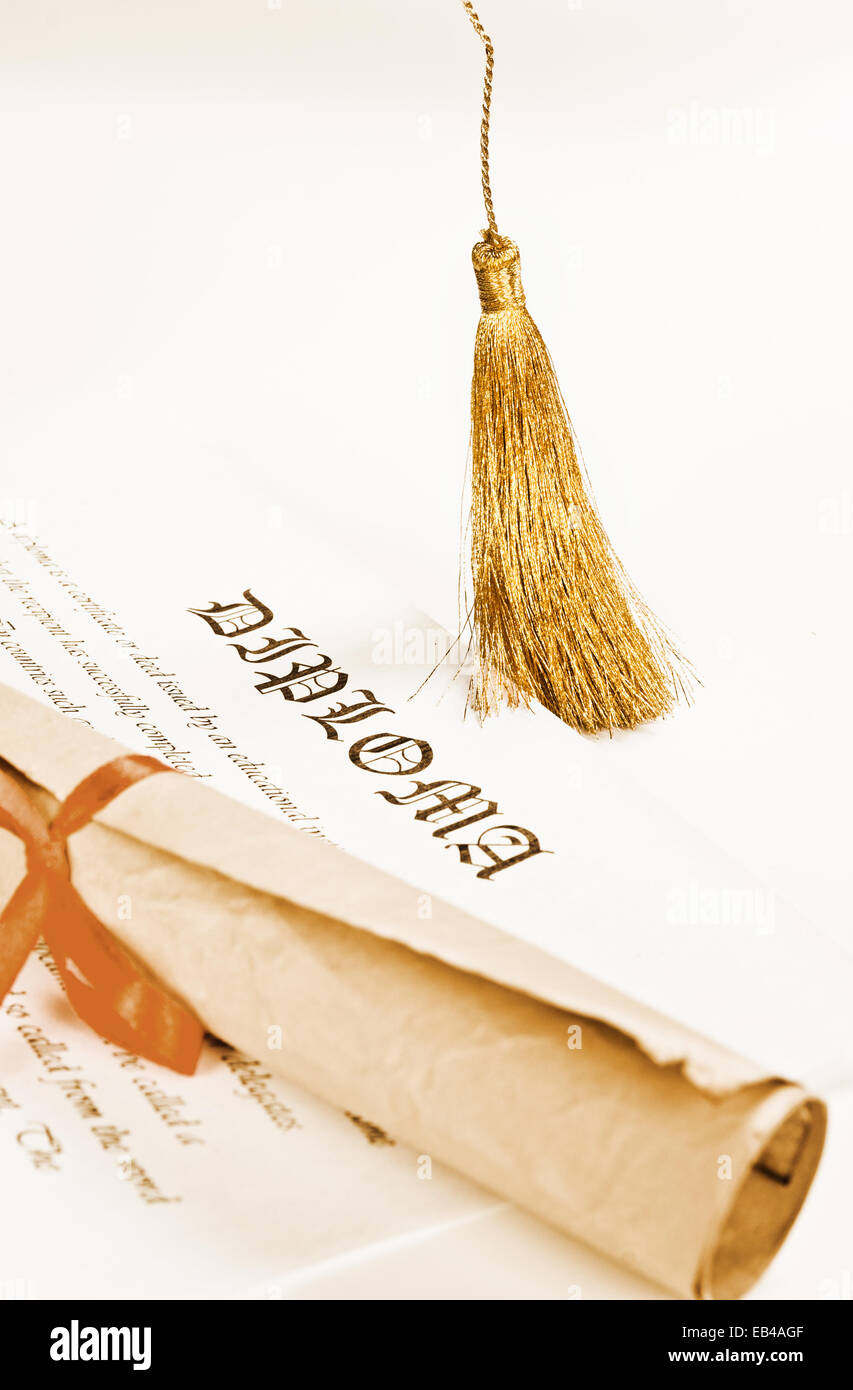 Graduation hat and Diploma Stock Photo - Alamy