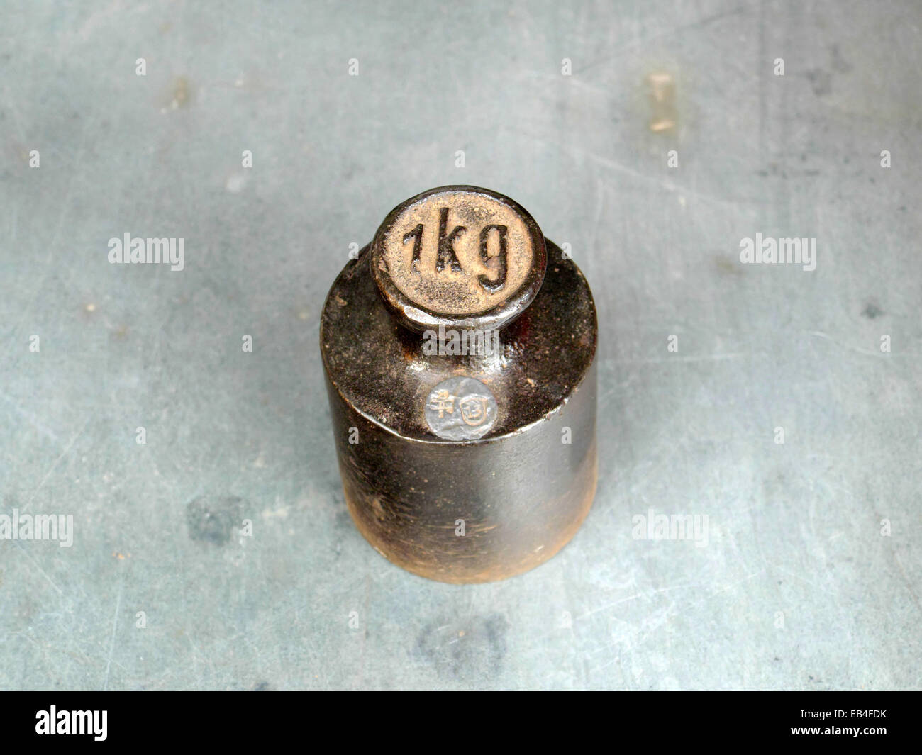 Weight scale hi-res stock photography and images - Alamy