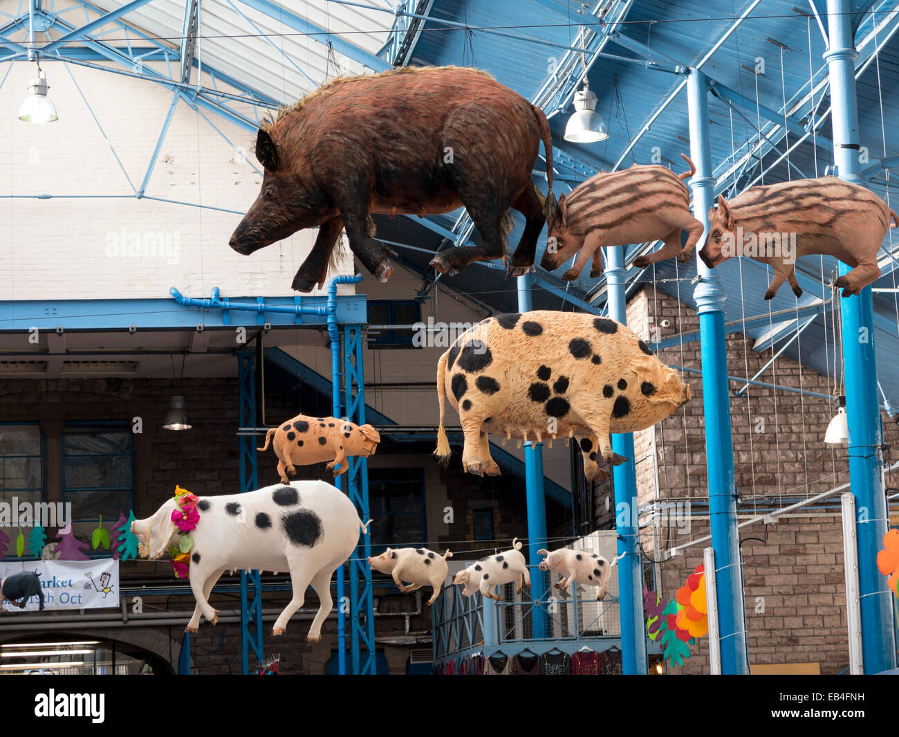 Flying pigs hi-res stock photography and images - Alamy