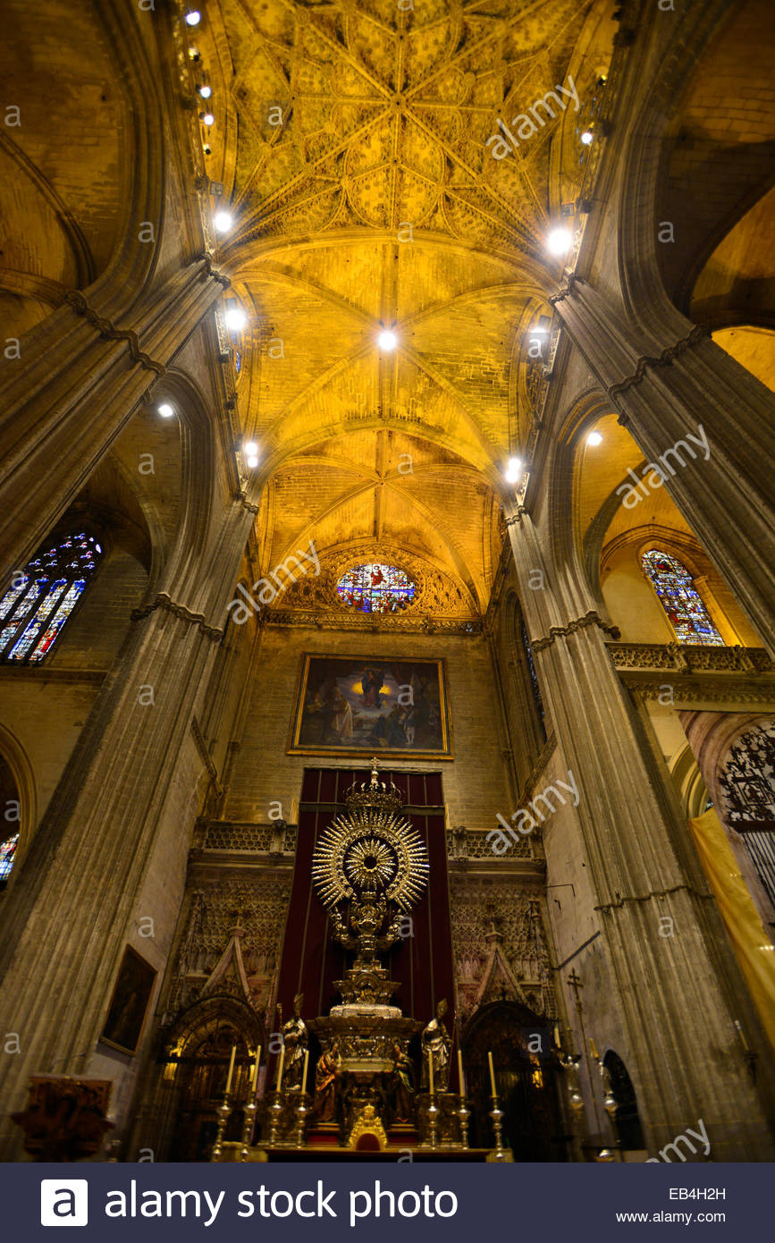 Gothic Tracery Stock Photos & Gothic Tracery Stock Images - Alamy