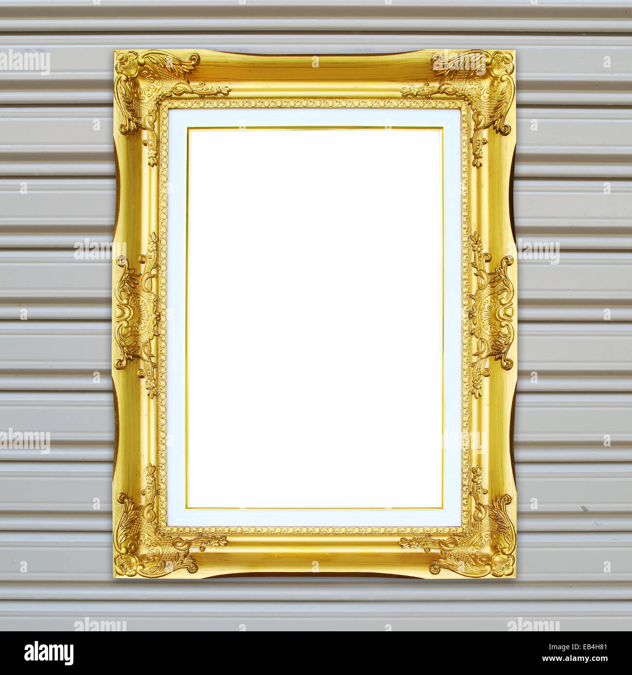 blank golden frame on metal wall background Stock Photo - Alamy