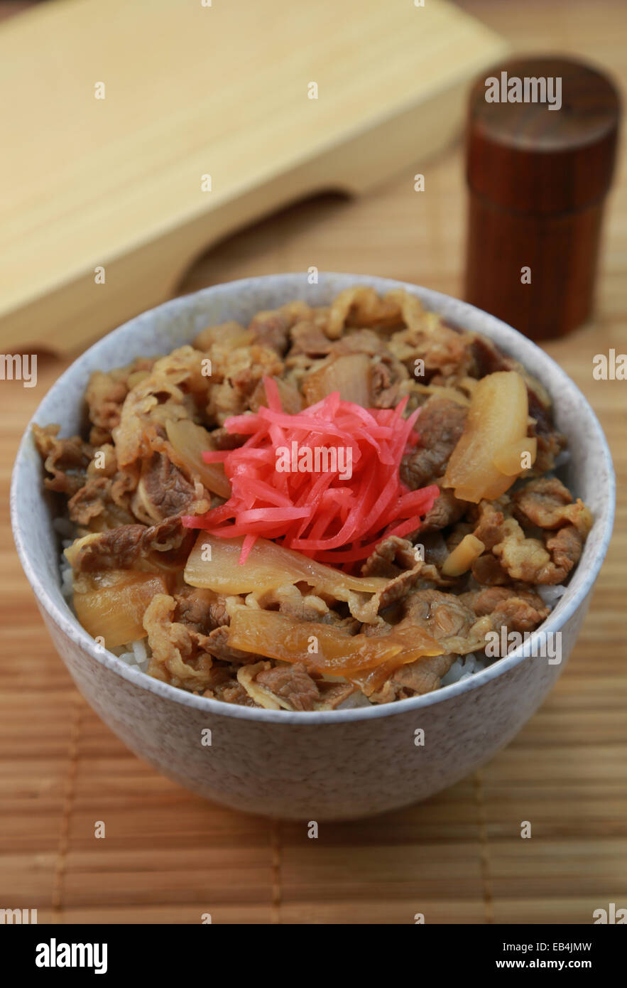 Beef bowl hi-res stock photography and images - Alamy