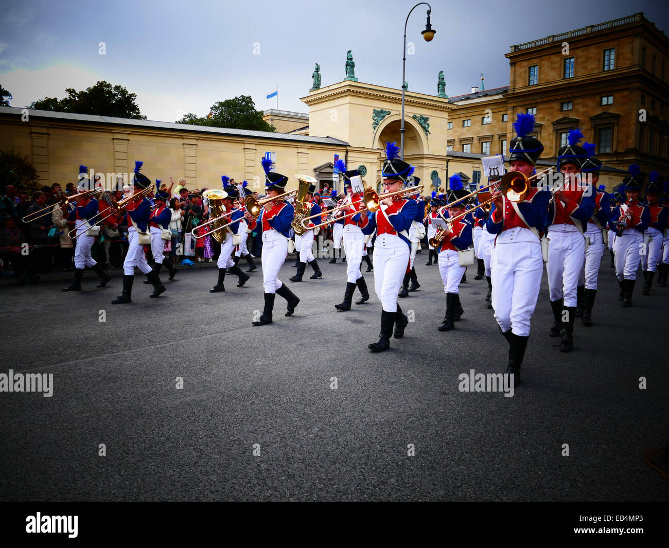 Oktoberfest parade hi-res stock photography and images - Alamy