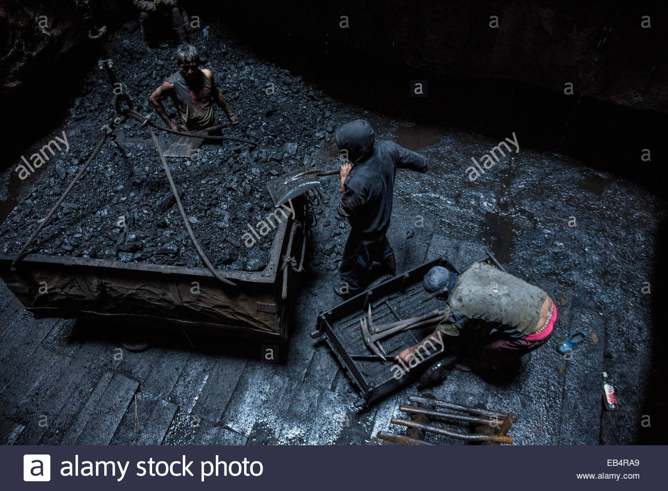 Coal Mining Miners Mines Stock Photos & Coal Mining Miners Mines Stock ...