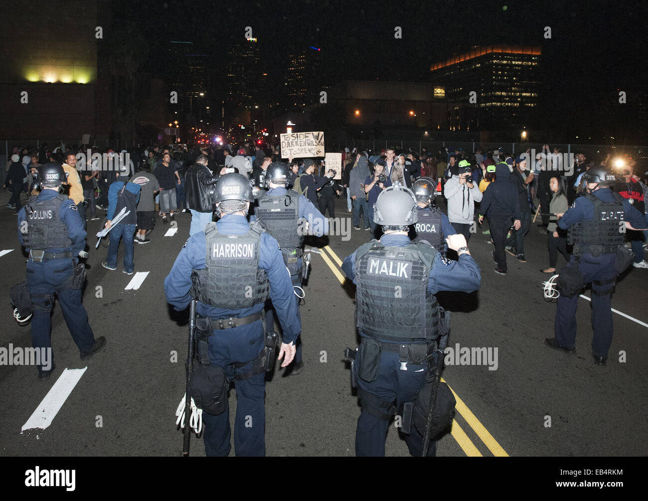 Skirmish line hi-res stock photography and images - Alamy