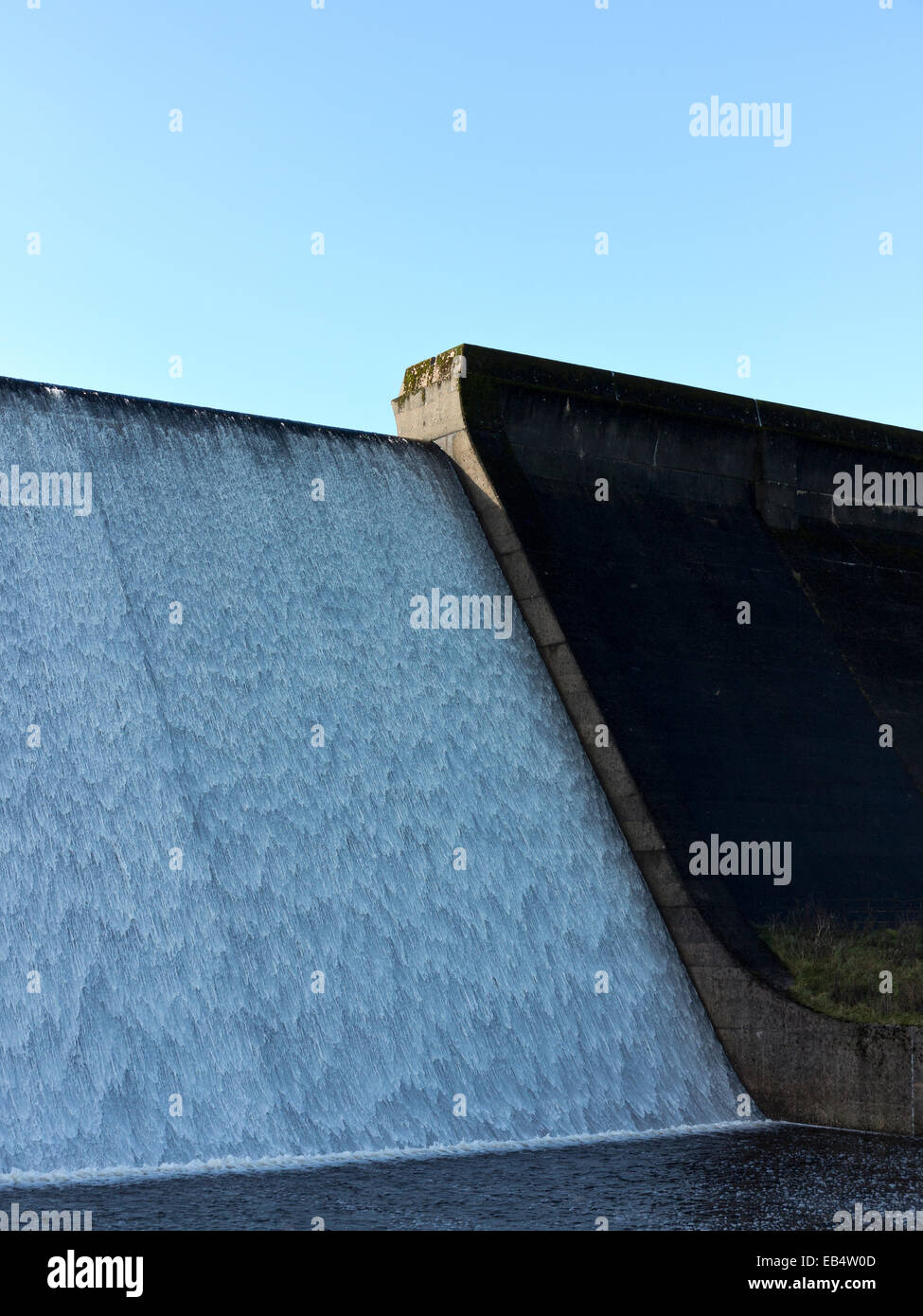 Cascading structure hi-res stock photography and images - Alamy