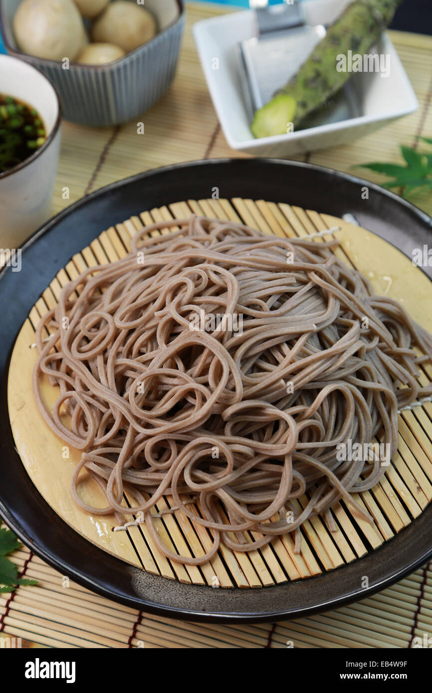 Zaru hi-res stock photography and images - Alamy