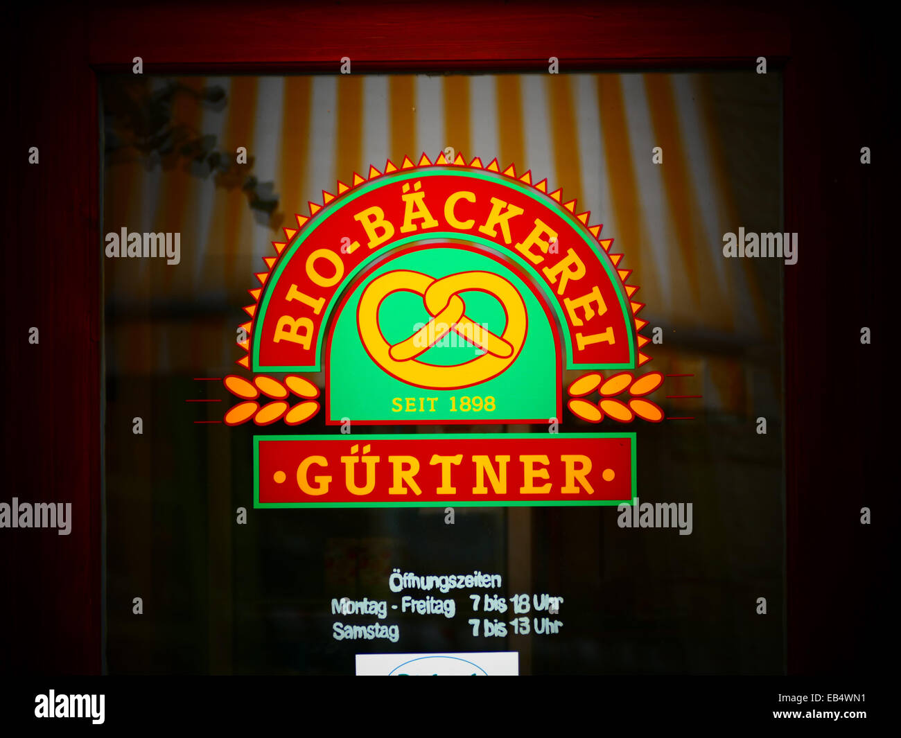 Bio logo hi-res stock photography and images - Alamy