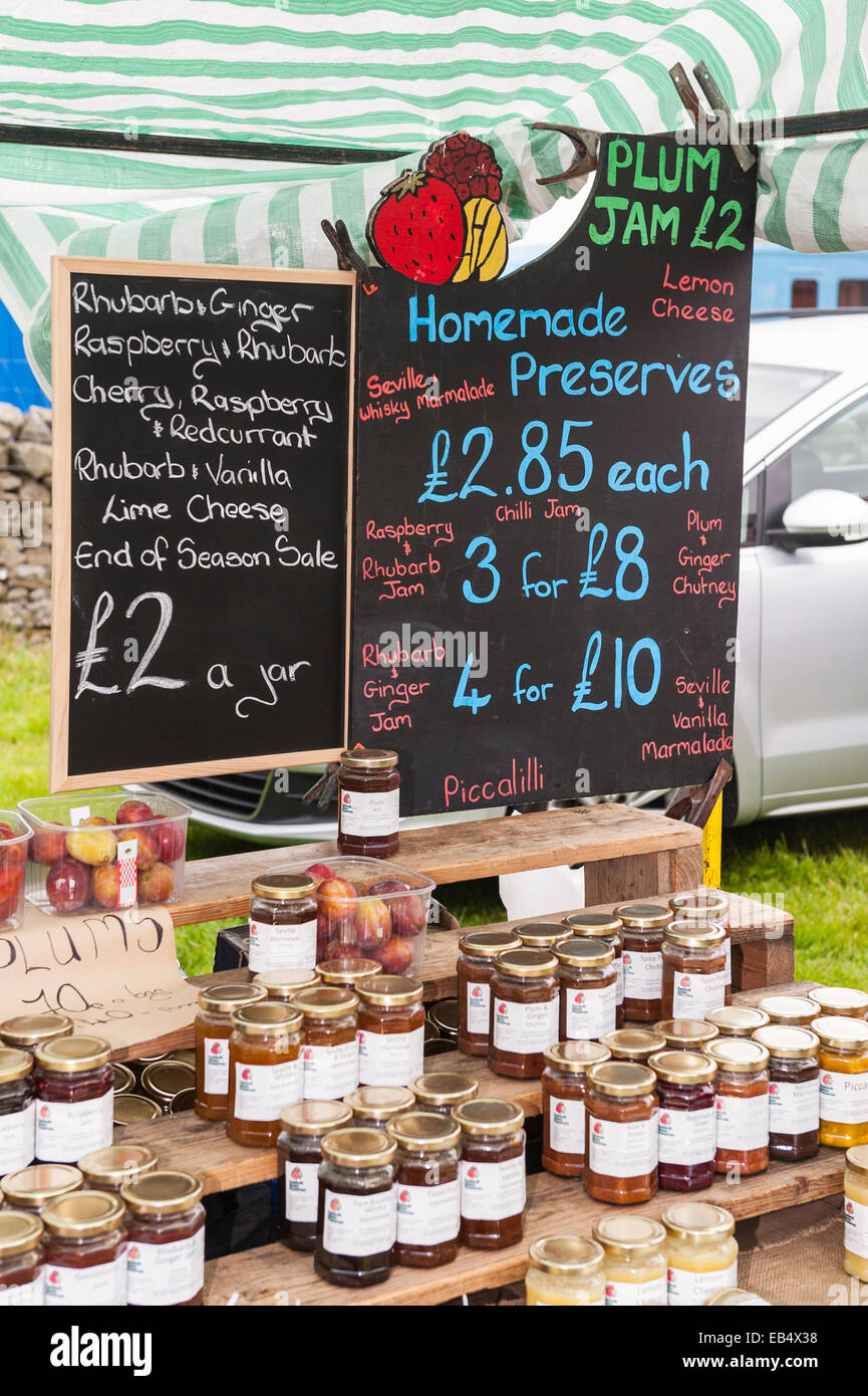 Home made jam stall hi-res stock photography and images - Alamy